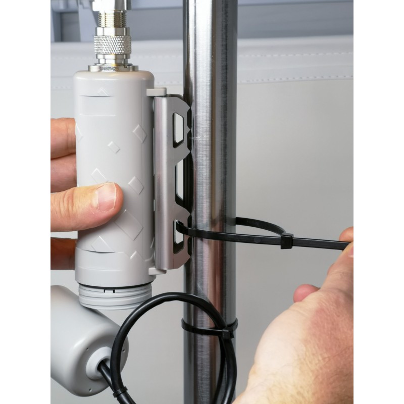 Wifx L1 outdoor mast support